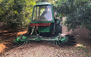 Mechanical self-propelled harvester SEMEK 1000 | FACMA - Construction ...